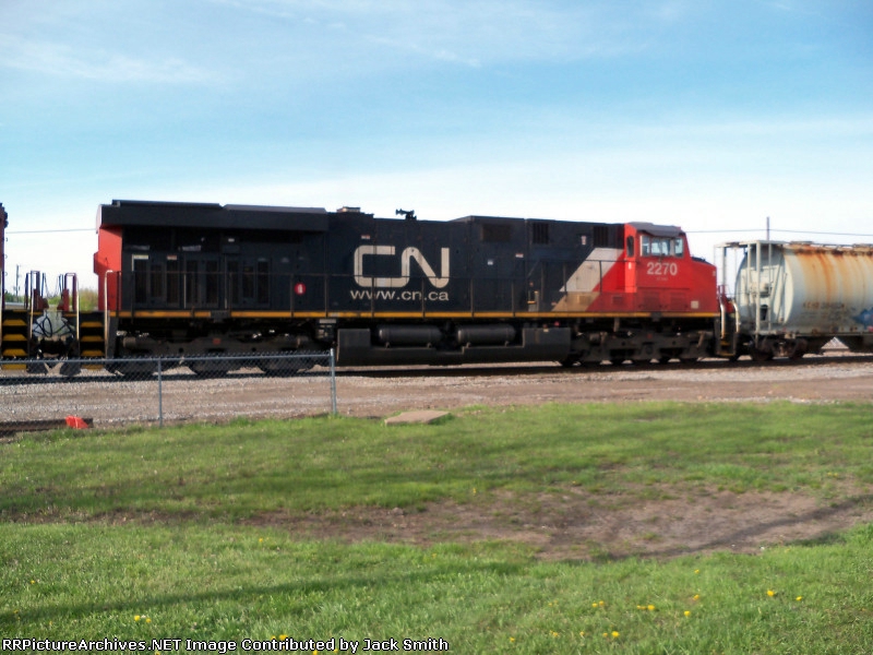 CN 2270